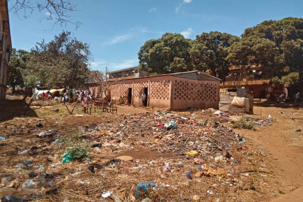 L’explosion des déchets sur le campus universitaire d’Antsiranana