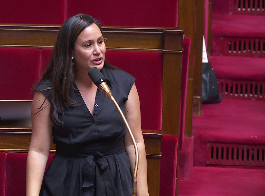 Emeline K/Bidi dénonce la cagnotte en ligne en soutien au policier qui ...