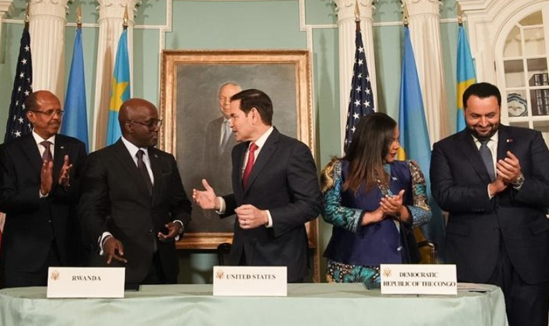 Signature d’un accord de paix entre la RDC et le Rwanda à Washington